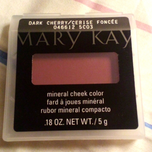 Mary Kay | Makeup | Dark Cherry Mineral Cheek Color | Poshmark